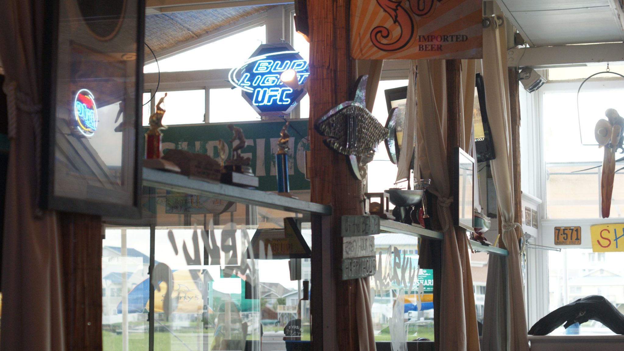 Sharky's Restaurant and Marina